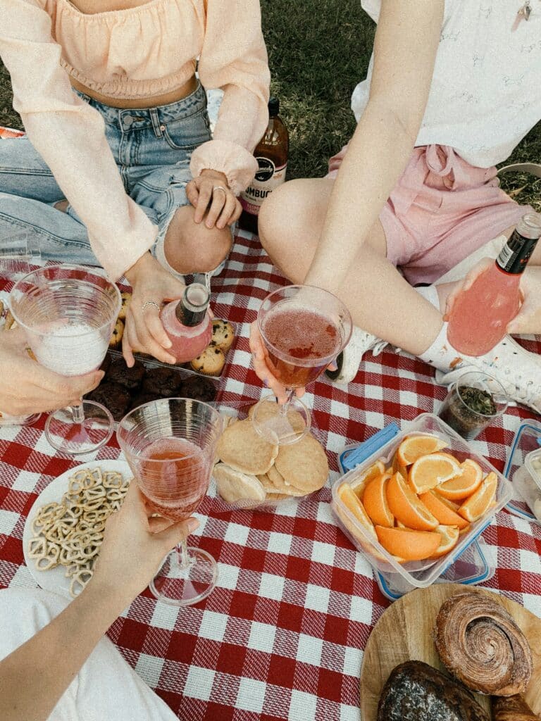 Food Safety Tips for Summer Grilling and Picnic Season | Food Poisoning ...